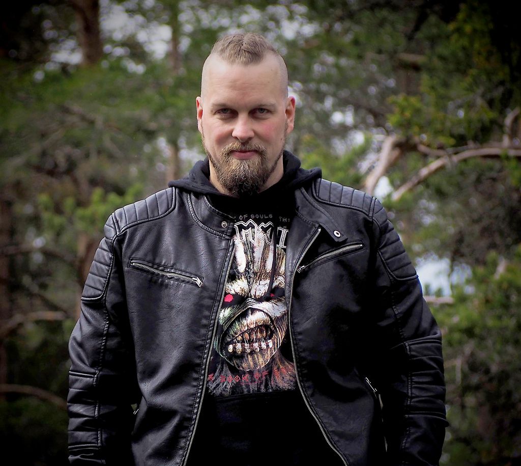 Tuomo kisaa Voice of Finlandissa - Kurikka - lehti